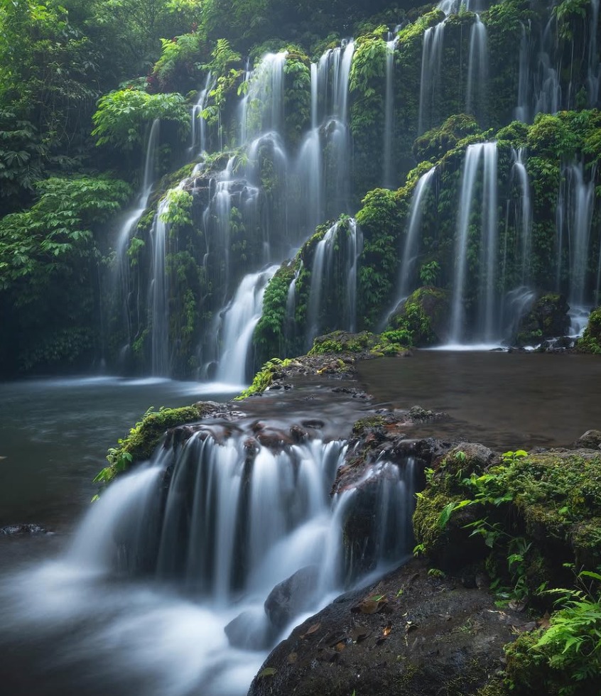 Empat Air Terjun dalam Satu Jalur? Temukan Keajaiban Alam Tersembunyi ...